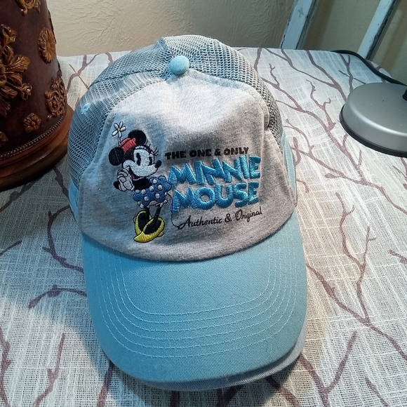 Disney | Accessories | Disney Parks Womens Adult Sz Mesh Strapback Hat ...